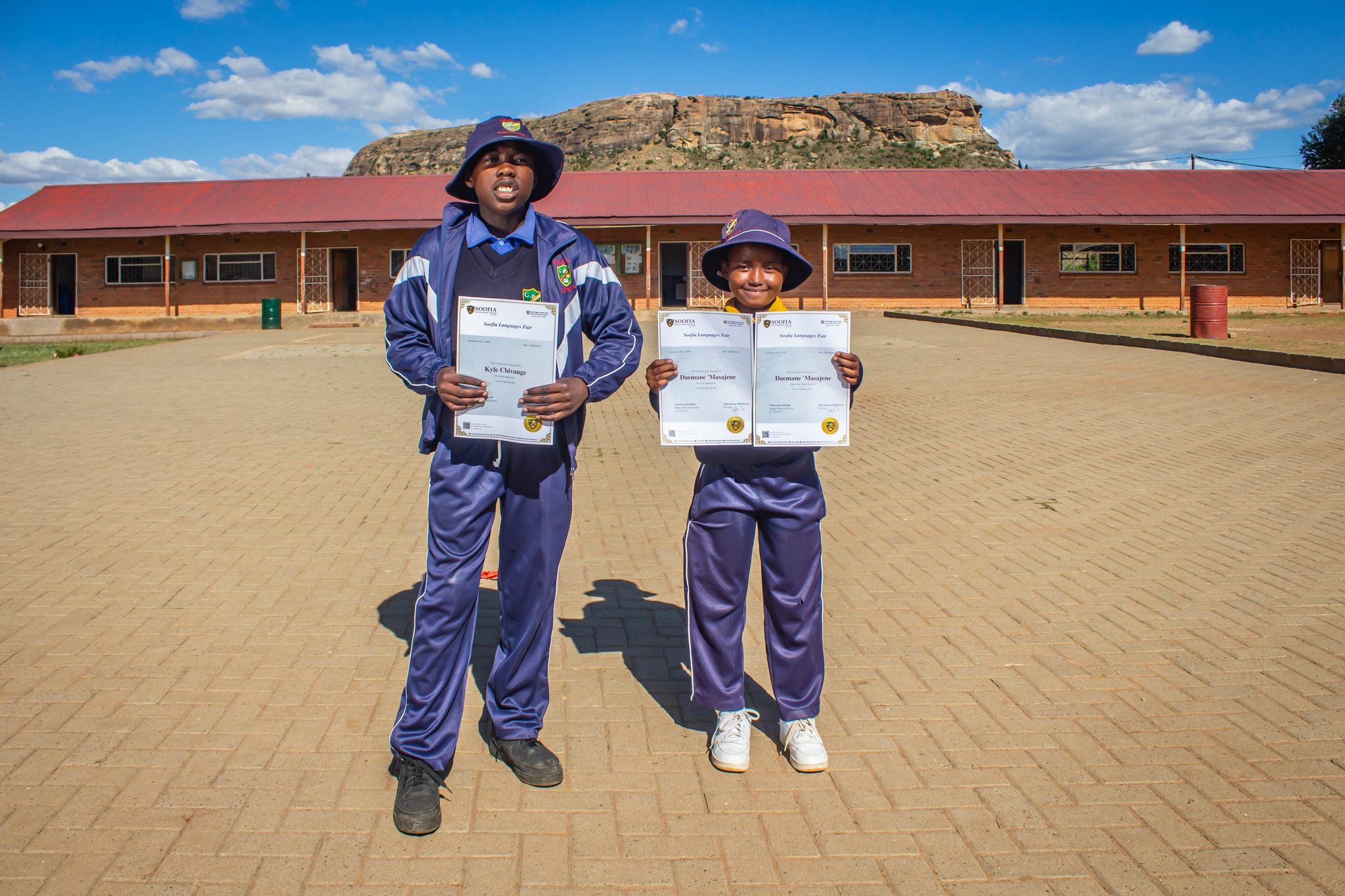 LANGUAGE FAIR AWARDS – Soofia International School | Lesotho
